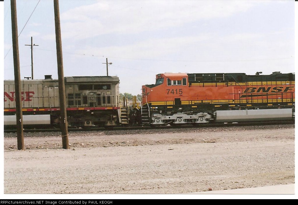 BNSF 7415 close up shot of the crew cab